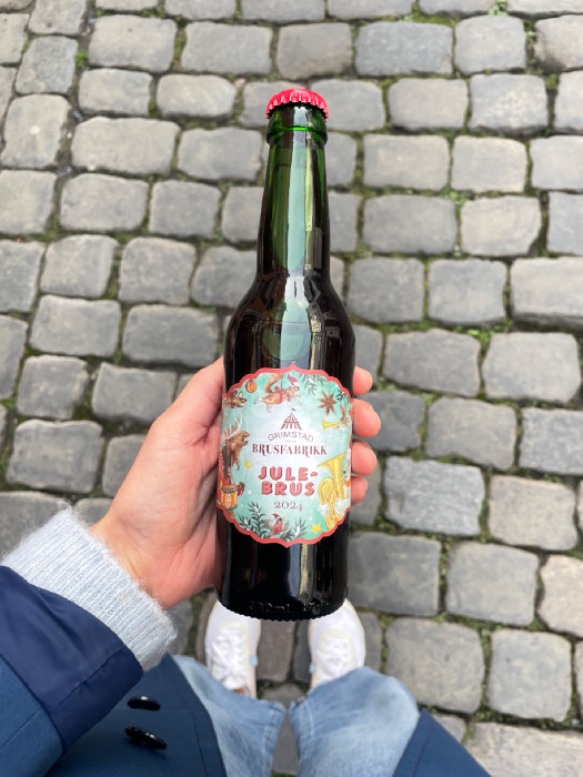 Julebrus 2024 :: Grimstad brusfabrikk